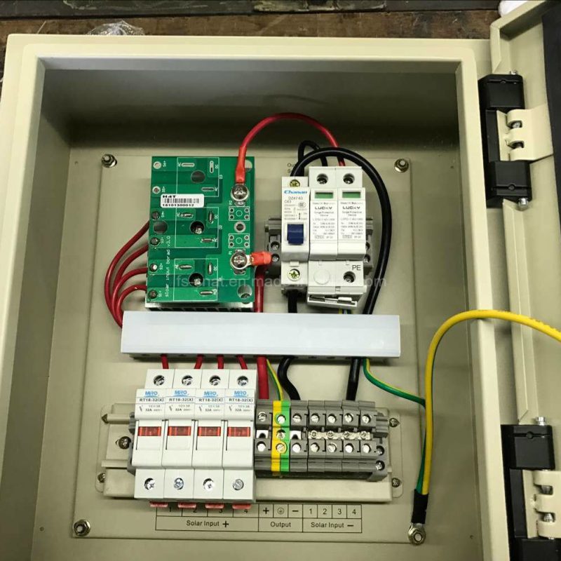 2-in-2 Out DC Combiner Box with SPD - ZOOb INDIA